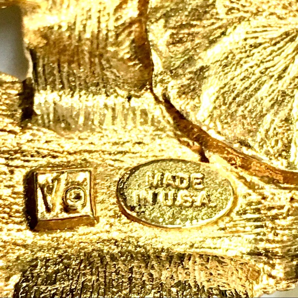 Vo America | Jewelry | Vo Made In Usa Textured Gold Pearl Abstract ...